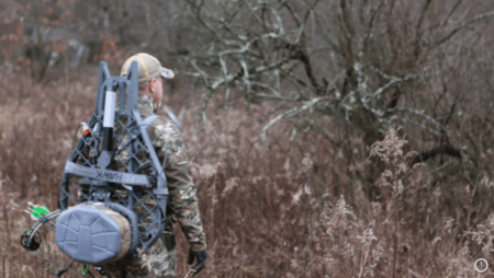 Ben Rising On The Hunt for a 215″ Kansas GIANT, Titus – Hawk Treestands